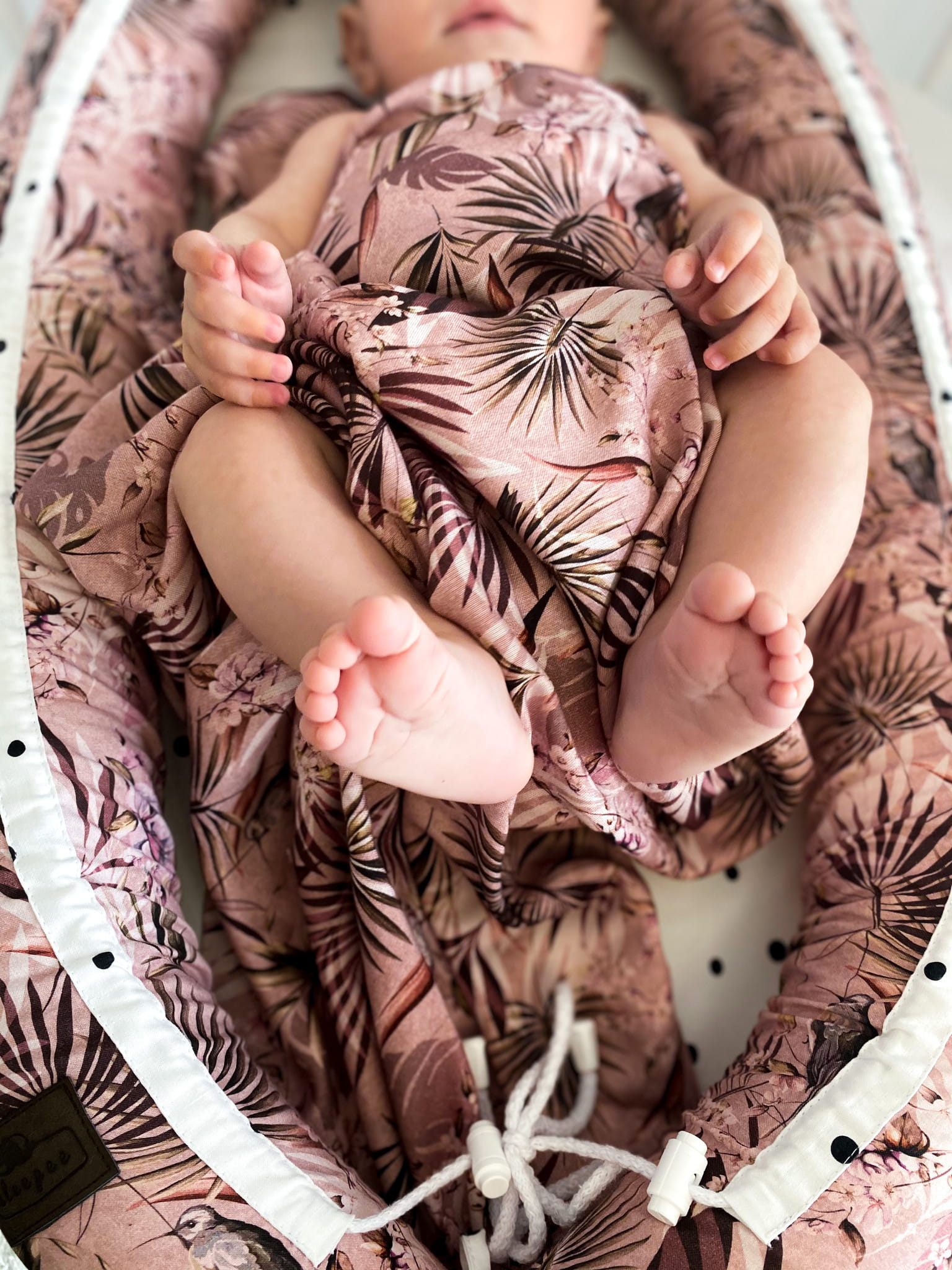 Gniazdko niemowlęce kokon Jungle Powder Pink / Sleepee - niedostępne